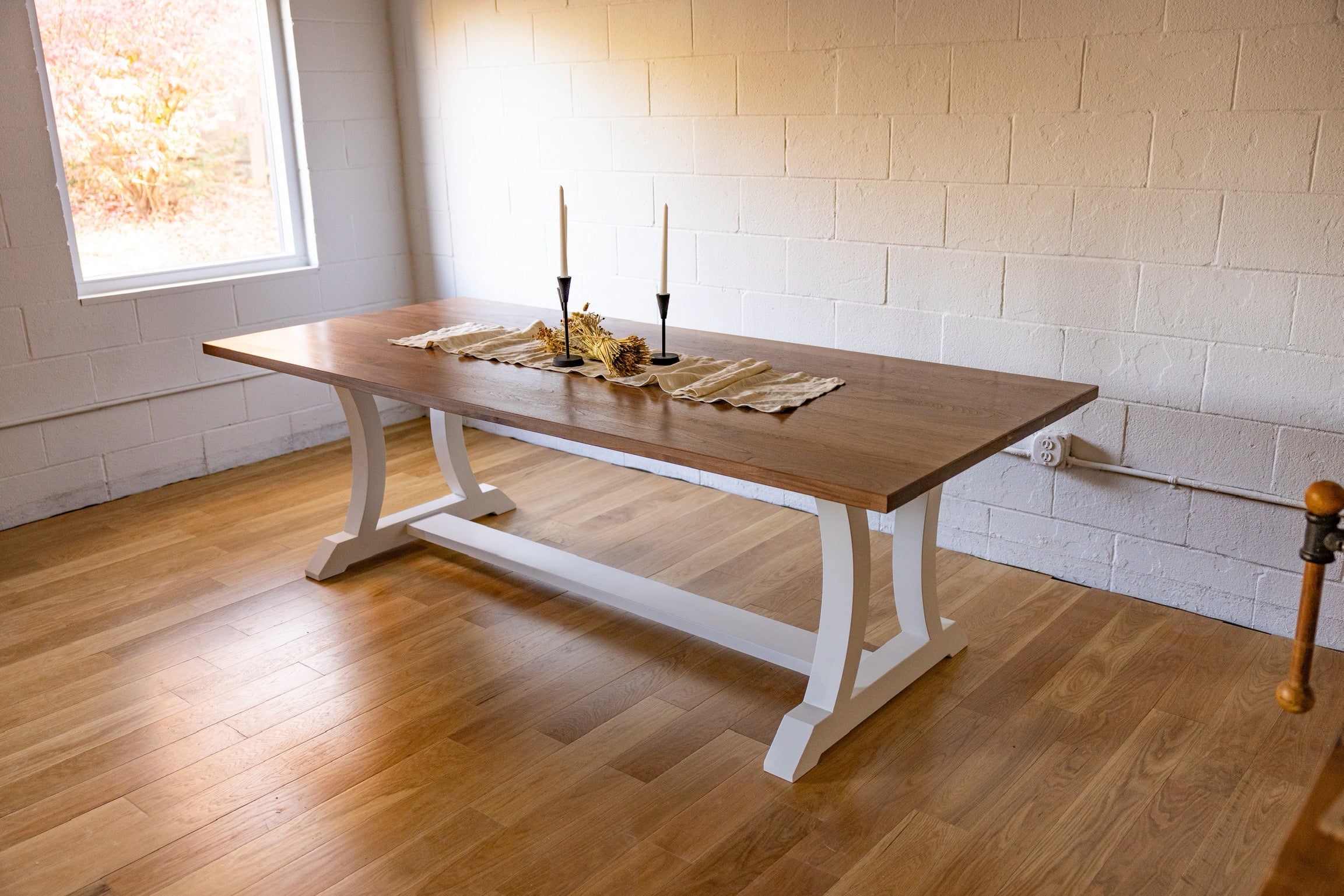 Rectangle and Square Dining Tables – Family Furniture Co.